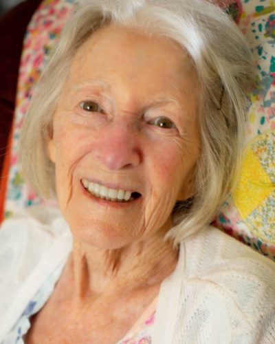 Remembering Sylvia E. Kelly | Obituaries Archive |Joldersma & Klein Funeral Home